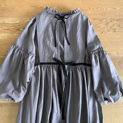 たっぷりギャザー⚮̈バイカラー⚮̈エプロンワンピース⚮̈リネン コットン⚮̈親子お揃いコーデ⚮̈8色から選択 ワンピース nyoki 通販 ...