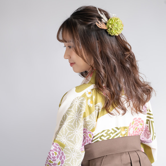 【緑/茶色/白の卒業式袴髪飾りハーフアップV】セミロングヘアーヘッドドレス/成人式前撮り振袖/卒園式/二分の一成人式 ヘッドドレス ...