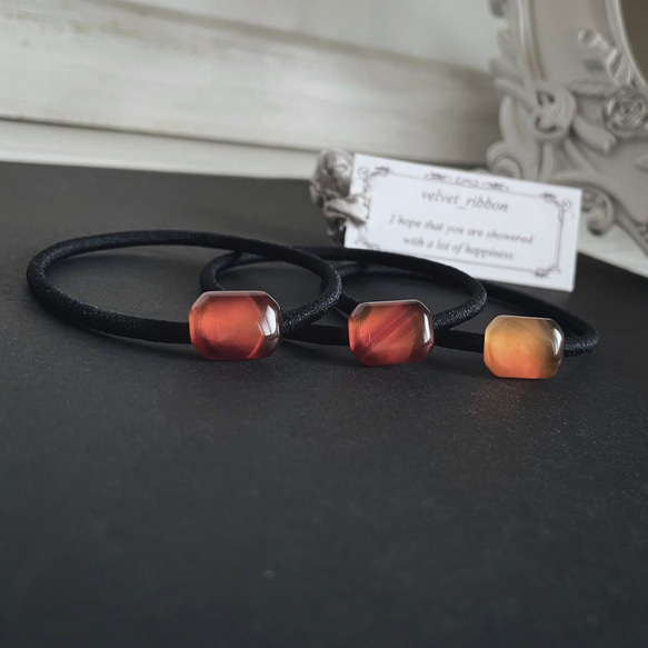 カーネリアン 長持ち日本製ヘアゴム ＊ ブレスレット 天然石 べっ甲 琥珀 アンバー ジェムストーン 華奢 小さめ ヘアゴム velvet ...