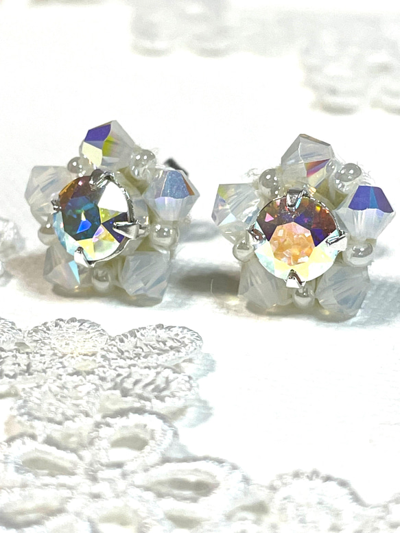 ウェディングピアス ﾎﾜｲﾄｵﾊﾟｰﾙ 415 ピアス（スタッド・一粒） L'atelier Chami 通販 12624706｜Creema ...