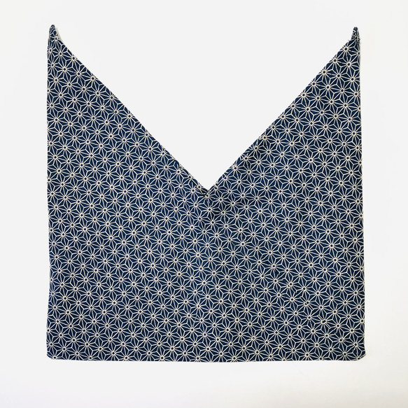 和柄ネイビー麻の葉柄あずま袋と箸袋セット 弁当袋・風呂敷 はち 通販 12640850｜Creema(クリーマ)