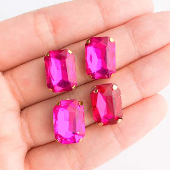 《4つ》ビジュー 10×14mm レクタングル ビビットピンク ビジュー・クリスタル by A 通販｜Creema(クリーマ)