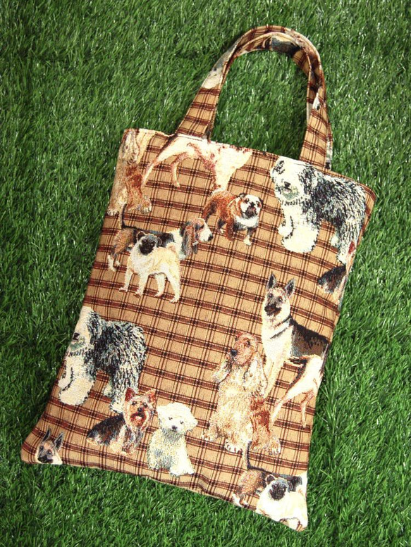 犬柄チェック ゴブラン織 トートバッグ:オランダ生地 トートバッグ Hand Made :SSD 通販｜Creema(クリーマ)