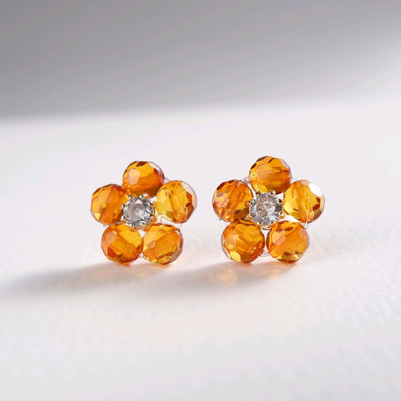 14kgf 天然琥珀（バルティックアンバー）とジルコニアのフラワーピアス/イヤリング ピアス（スタッド・一粒） Lufé｜ルフェ 通販 ...
