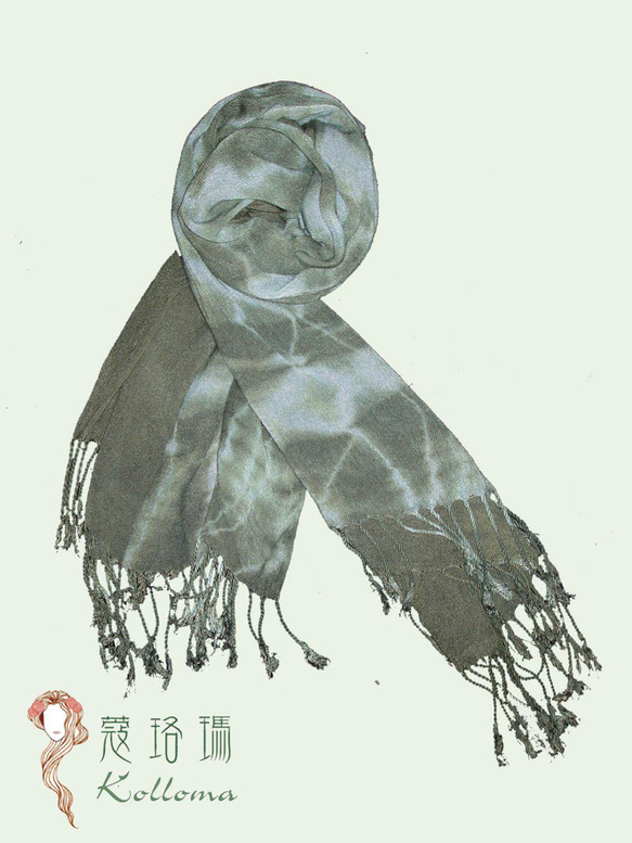 ♔Koroma♘ Ⓓⓔⓢⓘⓖⓝ - マーセライズド コットン スカーフのレンダリング - ダーク グレー グリーン マフラー Kolloma ...