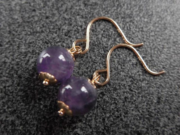 【sale】14kgf 6mmアメジストの上品なピアス F5 ピアス（フック・チェーン） KAZEYA－かぜやー 通販｜Creema(クリーマ)