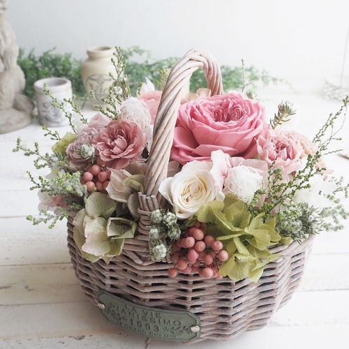 薔薇いっぱいの花籠*お花畑の花摘みバスケットアレンジメント 薔薇いっぱいの花籠*お花畑の花摘みバスケットアレンジメント
