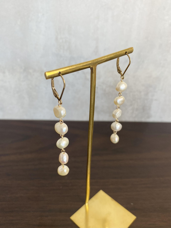 【14kgf】大ぶりバロックパールのピアス ピアス（フック・チェーン） Fortuna 通販｜Creema(クリーマ)