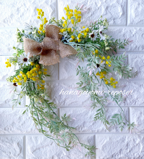 「ミモザハンドメイド2022」ミモザのクレッセント(三日月)リース リース Hanagoyomi _ reposer 通販 13219173 ...