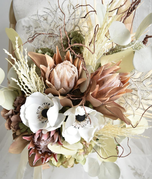 NEW＊即納OK ALL造花のドライ風ブーケ プロテアとアネモネ ブーケ 造花ブーケ・スタジオフルール 通販 13220079｜Creema ...