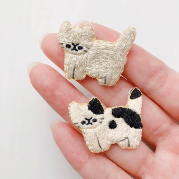 猫の刺繍ブローチ ブローチ ちむねこ 通販｜Creema(クリーマ)