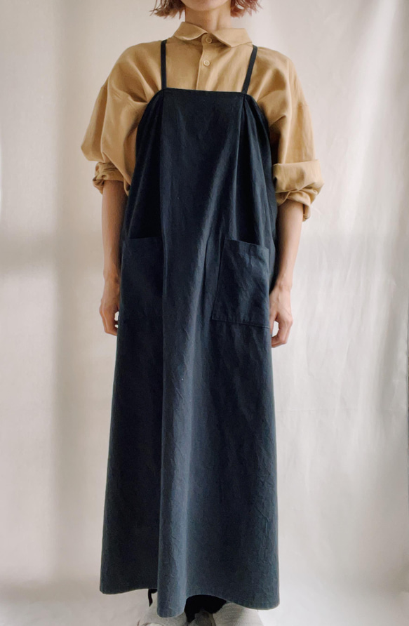 2025年11月下旬納品 エプロンロング クロス（スモーキーグレー/ブラウン/ダークネイビー) エプロン アメメ 通販 13230028 ...
