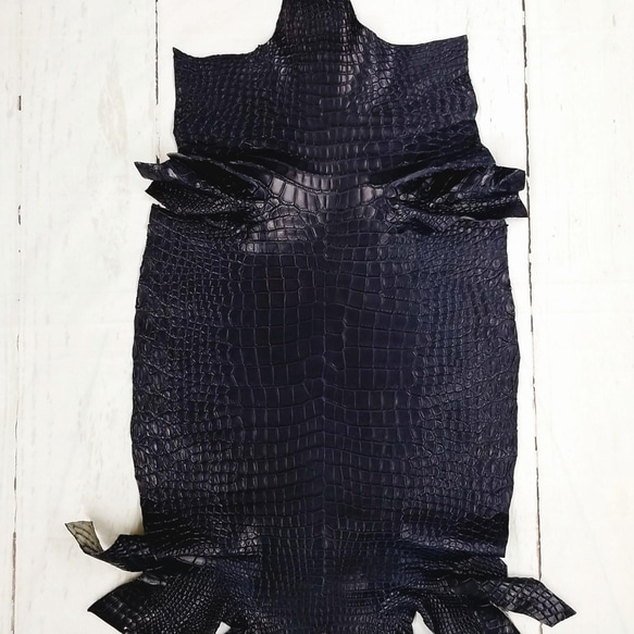 ワ二革 クロコ アンティークマット プルシャンブルー No.C003044 その他素材 エキゾチックレザー 通販 13241974 ...