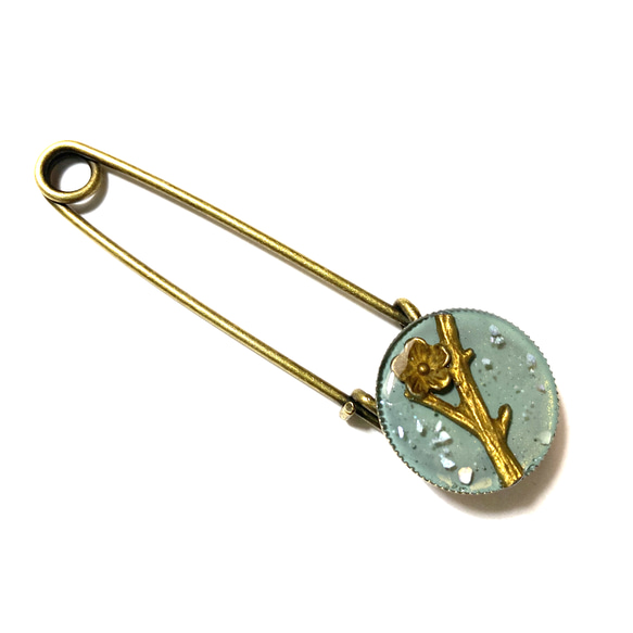 梅の花のストールピン ブローチ とろず 通販 13250358｜Creema(クリーマ)