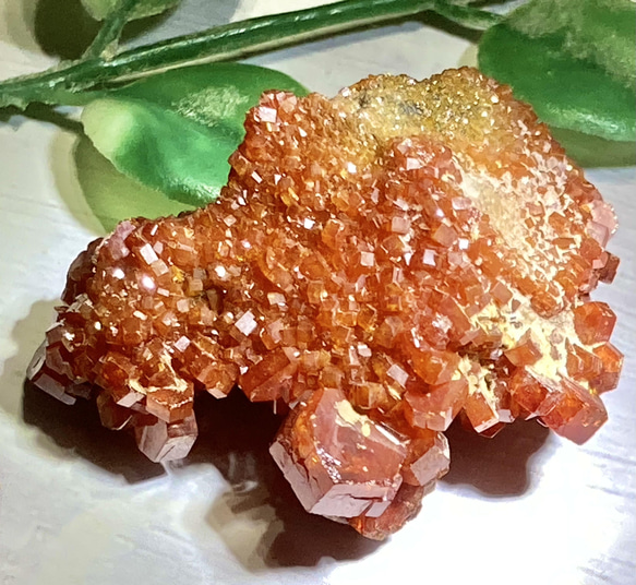 永遠の愛の印 バナジナイト バナジン鉛鉱 原石 ラフストーン 天然石 東洋占星術師の娘˚ ₊⁎ 通販｜Creema(クリーマ) 13251438