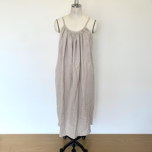 ふんわり軽やかエプロンワンピース♪リネンを使ったシンプルな ふんわり軽やかエプロンワンピース♪リネンを使ったシンプルな