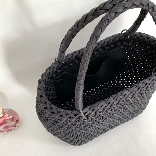 受注制作》花むすび編みのかごバッグ (黒)内ポケット付き かご 受注制作》花むすび編みのかごバッグ (黒)内ポケット付き かご