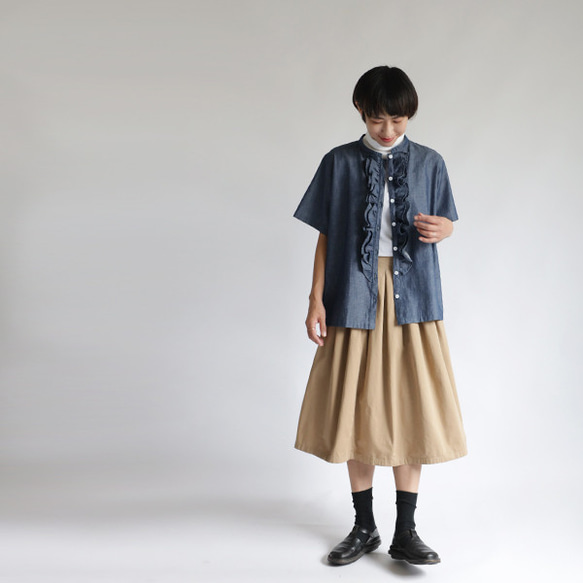 ⁂ラスト1。2022夏SALE『大人甘めの ふりフリル シャツ』甘織デニム 少し長めの半袖ゆったりブラウスG56 ブラウス anvai ...