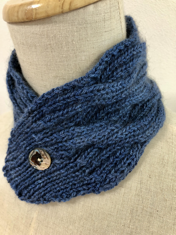 ポッサム・メリノ・シルクのネックウォーマー兼ヘアバンド 手染めデニムブルー ネックウォーマー qualityyarndownunder 通販 ...