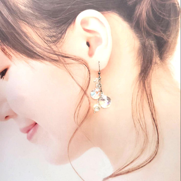 〖空の水玉ピアス〗イヤリング変更可 サージカルステンレス使用 ピアス（フック・チェーン） misaki 通販｜Creema(クリーマ ...