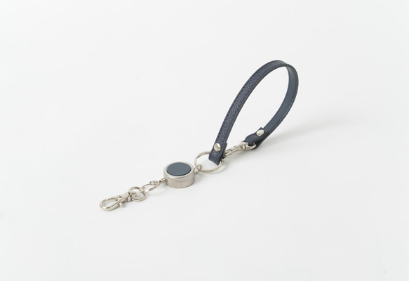 【ネイビー】レザー リール キーホルダー st005 キーリング エニモート enimUot 通販 13323244｜Creema(クリーマ)
