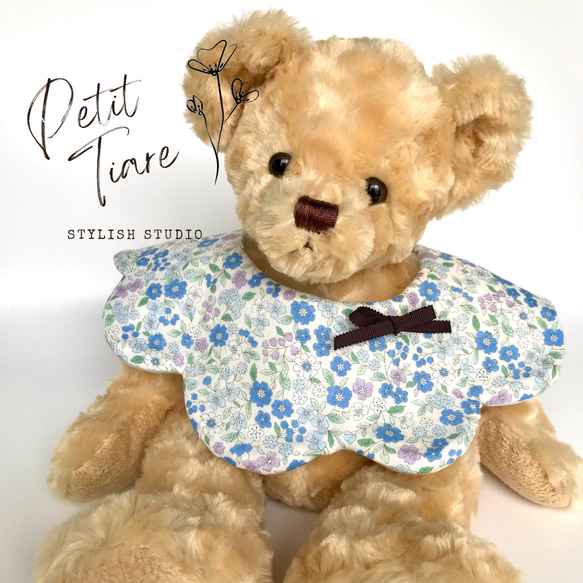 【女の子に可愛い♡お花のまあるい華やかリバーシブルスタイ:ブルー】♡国産素材♡出産祝い♡ スタイ・よだれかけ Tiare 8 通販 ...