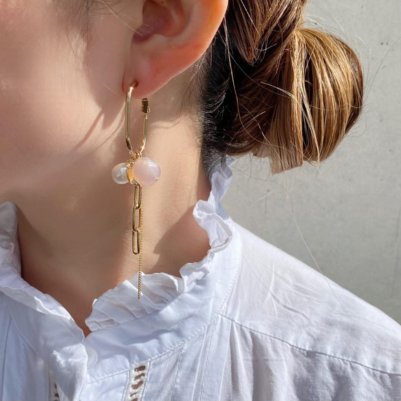 * coco vanilla* 淡水パール・デザインピアス（イヤリング）ローズパール ピアス（フック・チェーン） coco vanilla ...