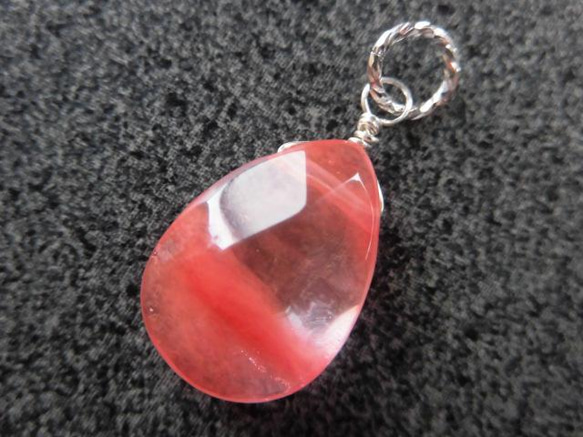 【Silver925純銀仕上げ】ドロップ形チェリークォーツの1粒ペンダントトップ C15 ペンダントトップ KAZEYA－かぜやー 通販 ...