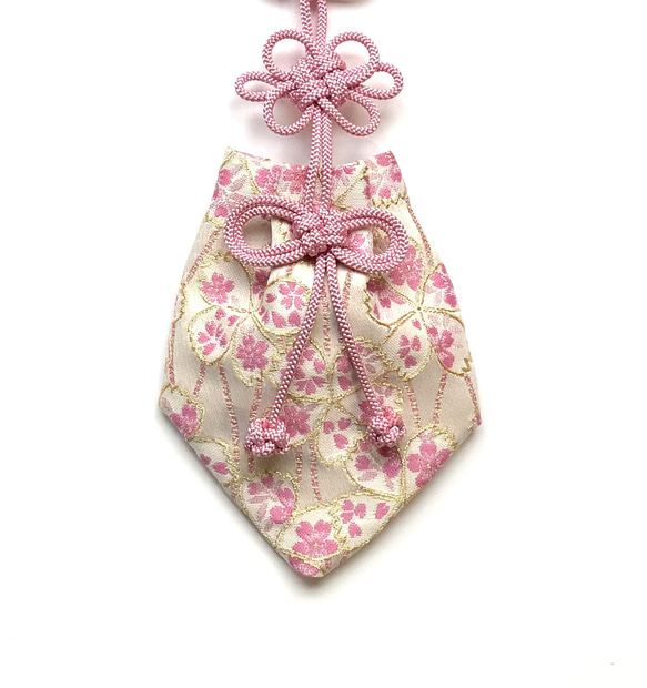 かりろく（掛け香）桜3 桜色（wall-hanging incense bag) ディフューザー・アロマポット 訶梨勒 KARIROKU 通販 ...