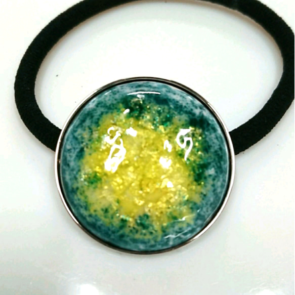 七宝焼ヘアゴム2 「ミモザのリース」 ミモザフラワー ヘアゴム ねこ陽和 通販 13411102｜Creema(クリーマ)