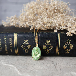 ヴィンテージ！すずらんのカメオネックレス(イエローグリーン) 金アレ対応 ネックレス・ペンダント mignons 通販 13413019 ...