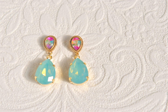 オーロラシェルとふんわりカラーのビジュー／パシフィックオパール【金具変更可】 ピアス（スタッド・一粒） mayuka 通販 13413290 ...