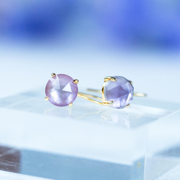 《超早割》大サイズ再入荷《Lilac / ～宝石質アメジストとホワイトシェルのピアス・イヤリング ピアス（フック・チェーン） Aqua ...