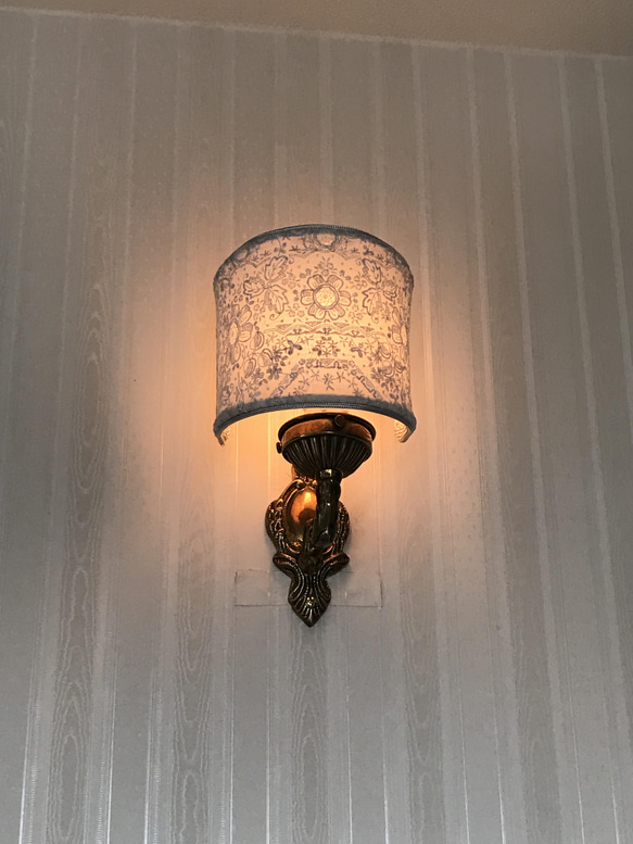 Wall Bracket (ハーフラウンド) 壁掛けラック・ウォールシェルフ Silk Lampshade 通販｜Creema(クリーマ ...