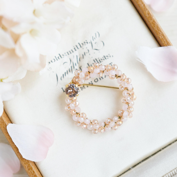 桜色 リースⅡ／ブローチ ブローチ アトリエ Erico（えりこ） 通販｜Creema(クリーマ) 13505960