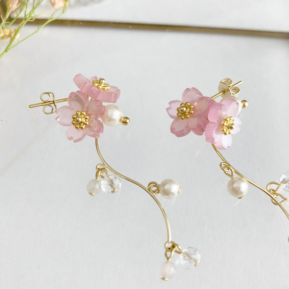 サクラ咲く ピアス/イヤリング ピアス（その他） flower 通販 13506441｜Creema(クリーマ)