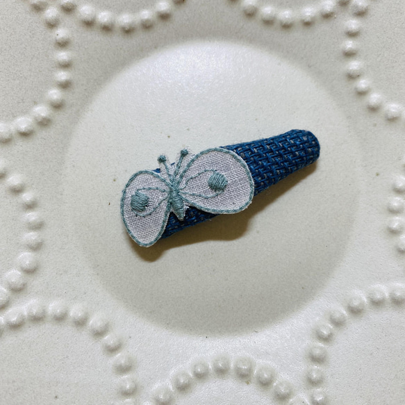 ヘアピン（ちょうちょ・ミナペルホネン生地使用・ハンドメイド） ヘアピン TORANKIRITE 通販 13512785｜Creema(クリーマ)