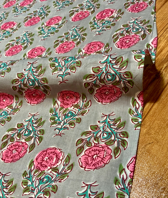 インドジャイプール産のブロックプリントコットン布(100%) 生地 Jonno 通販｜Creema(クリーマ) 13513063