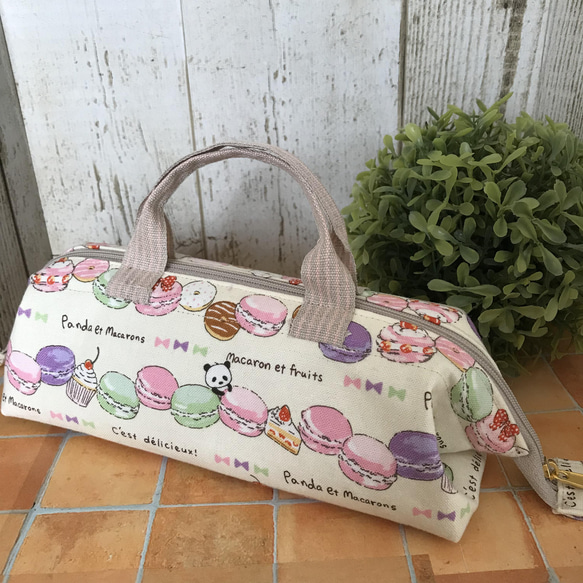 パカッと開くマカロンパンダのワイヤーペンケースW ペンケース アトリエ陽だまり 通販｜Creema(クリーマ)