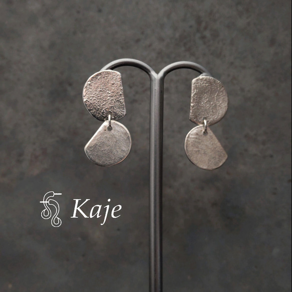 W下弦月のピアスpac187 ピアス（スタッド・一粒） Kaje 通販｜Creema(クリーマ)