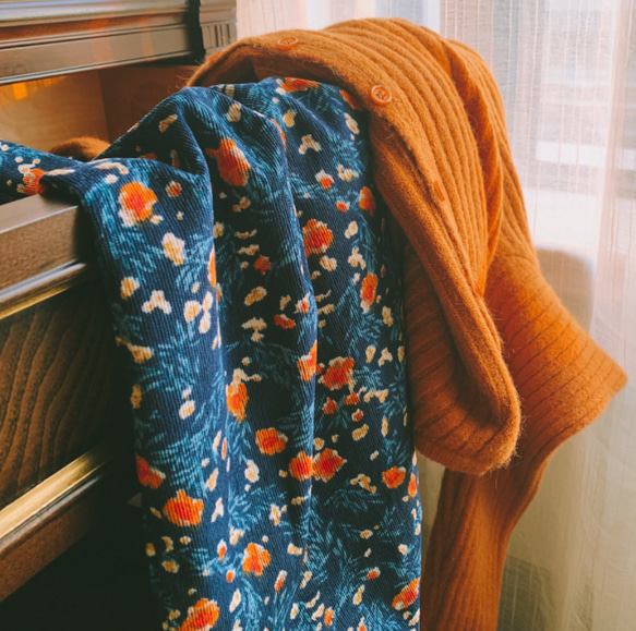 秋冬のサスペンダースカート~厚手コーデュロイドレス~ワンピース ワンピース amazu 通販｜Creema(クリーマ) 13533441