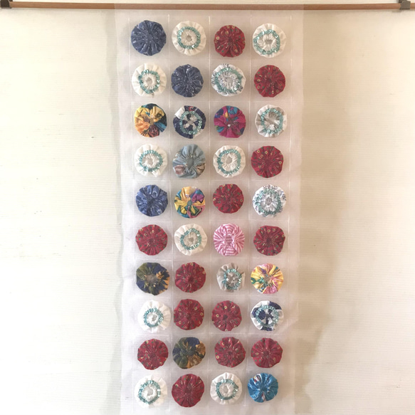 チュールとヨーヨーキルトのカフェカーテン ウォールデコ カフェカーテン 壁飾り カーテン のれん ガーランド カーテン Machikona ...