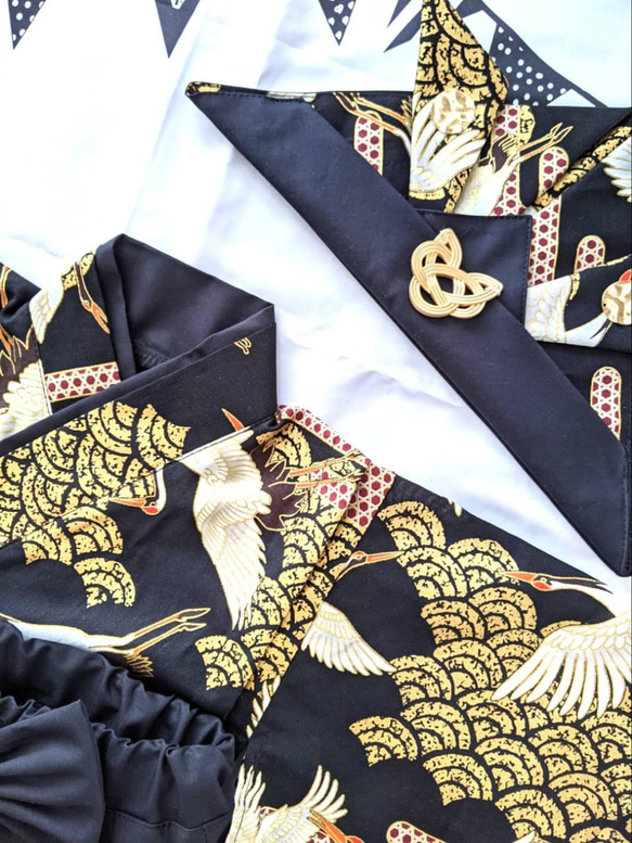かぶれる兜＆ベビー袴 鶴ブラック ベビー服 yu_yu 通販｜Creema(クリーマ) 13540073