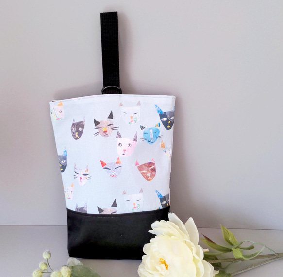 猫柄の上履き袋(22×31) (帆布×オックス生地、裏地あり) 上履き袋 takutomo♡ 通販 13540633｜Creema(クリーマ)