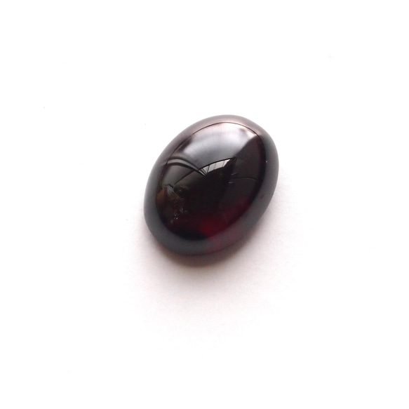 アルマンディンガーネット オーバル カボション ルース 宝石質 天然石 天然石 相造工房 どどめ屋 通販 13549085｜Creema(クリーマ)