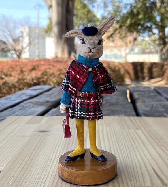 うさぎの人形（待ち合わせ） その他アート 百千鳥商店 通販｜Creema(クリーマ) 13563111