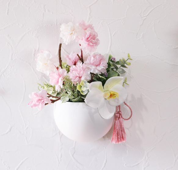 コロンとした癒やしの壁掛け「桜とグリーン」Creema限定 残1 リース SEASON 通販｜Creema(クリーマ) 13570966