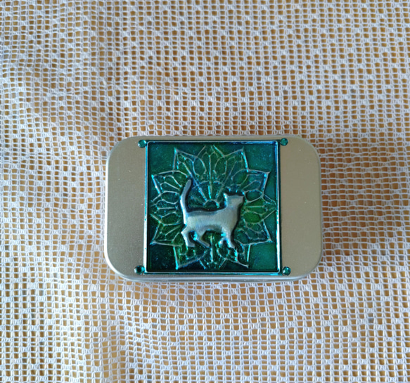 猫さんの携帯灰皿（グリーン） その他インテリア雑貨 ねこプラス 通販 13574865｜Creema(クリーマ)