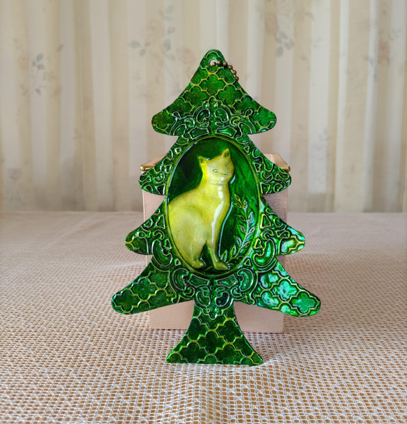 Creema限定☆猫のクリスマスツリー オーナメント（グリーン） その他インテリア雑貨 ねこプラス 通販 13574946｜Creema(クリーマ)