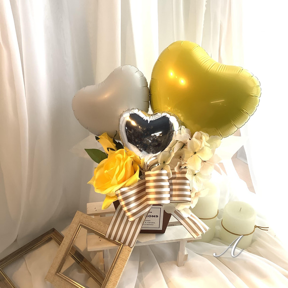 フラワーバルーンBOXアレンジM その他アート nanala. 通販 13576573｜Creema(クリーマ)